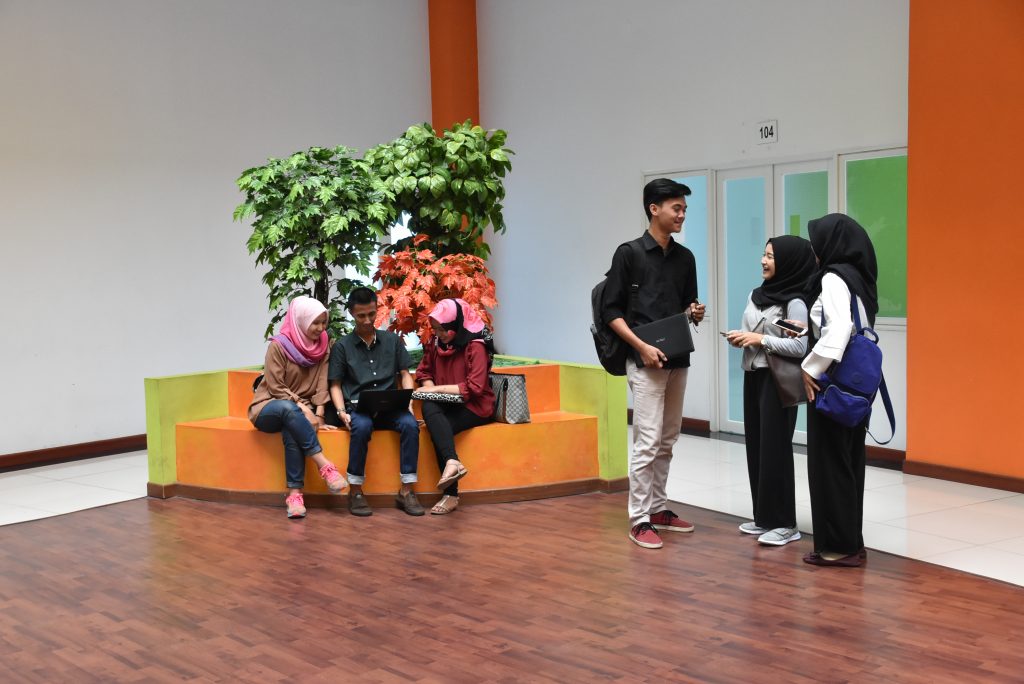 FEB ITB Ahmad Dahlan – Fakultas Ekonomi dan Bisnis ITB Ahmad Dahlan